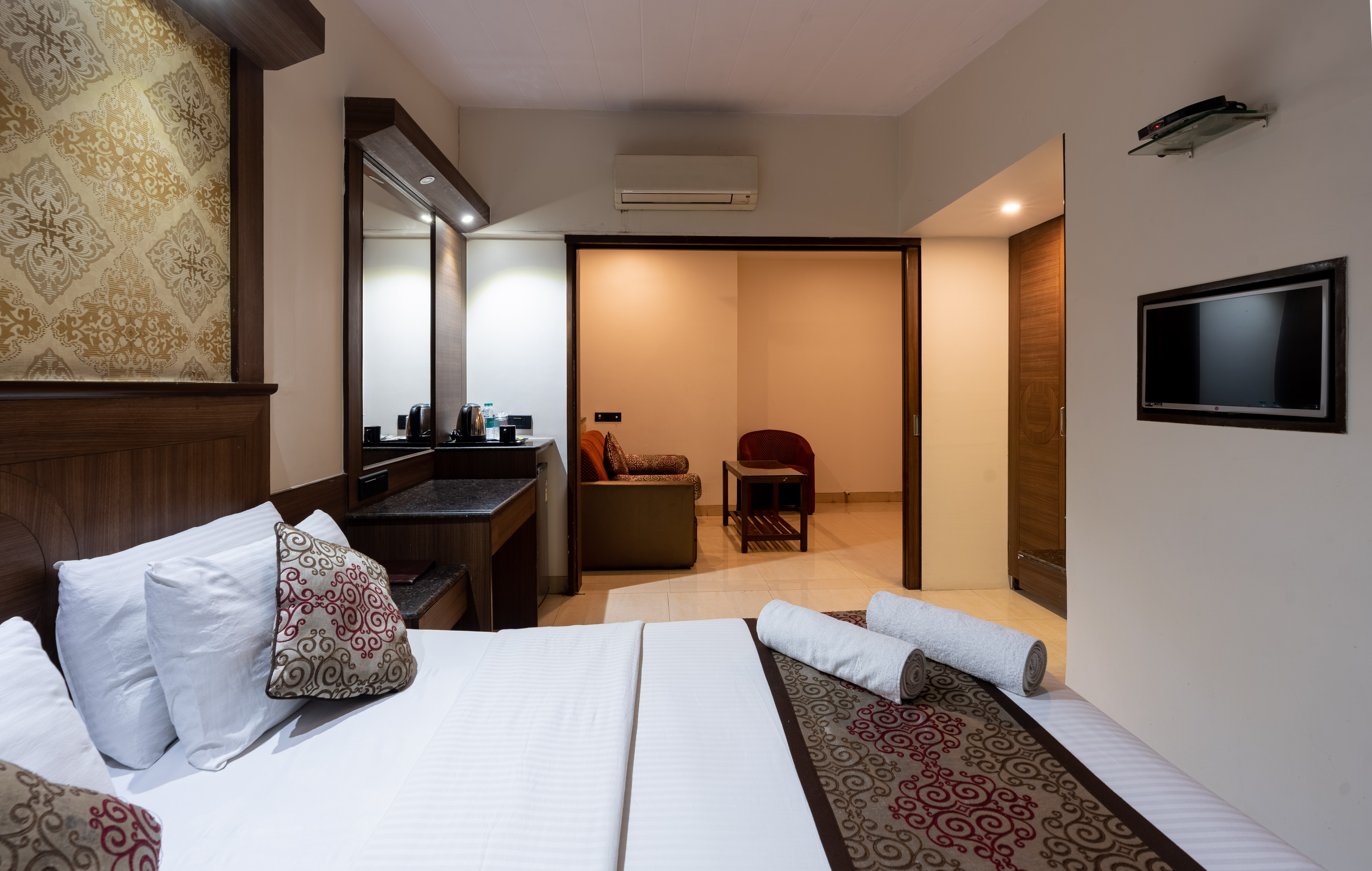 HOTEL AVON RUBY || MUMBAI