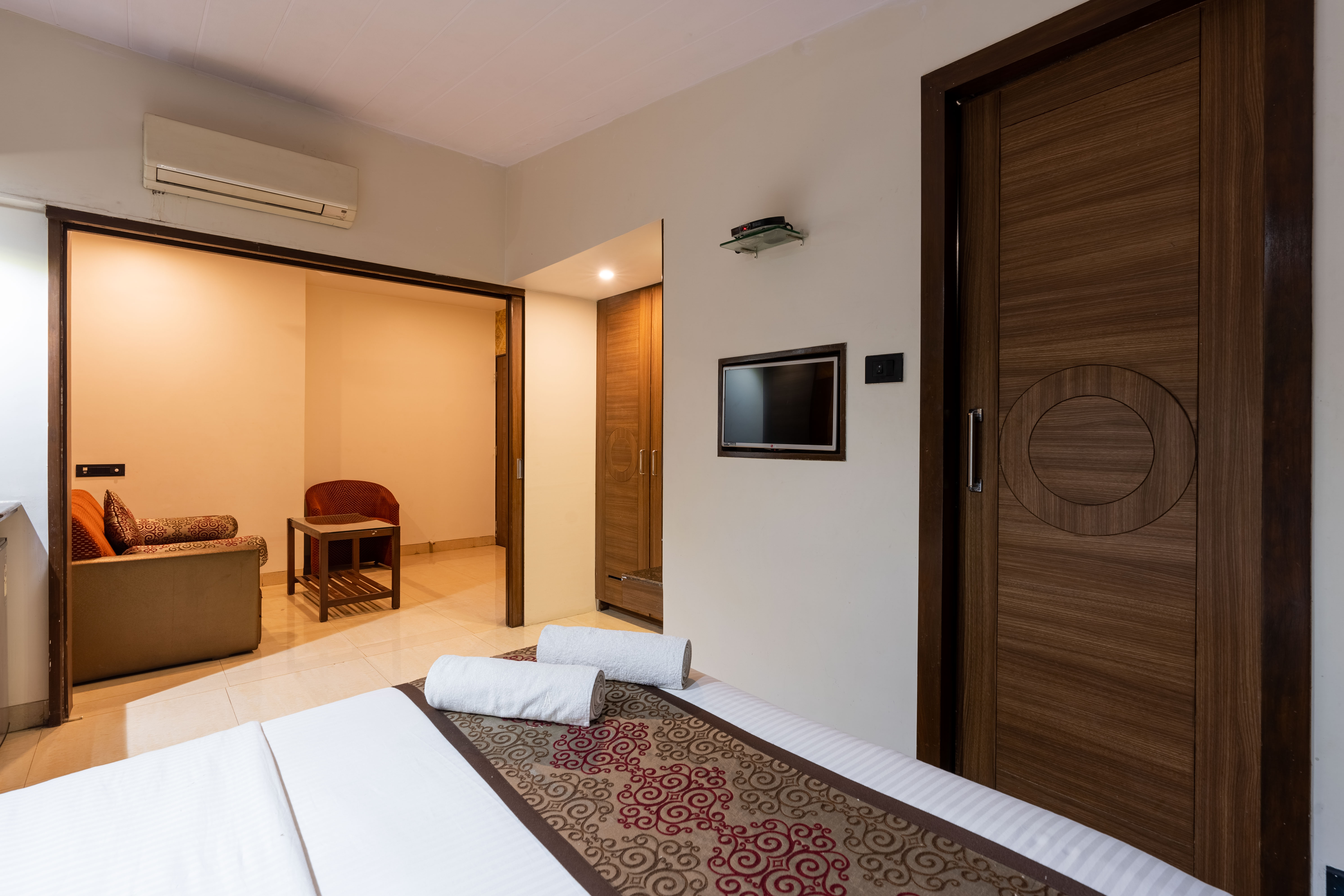 HOTEL AVON RUBY || MUMBAI