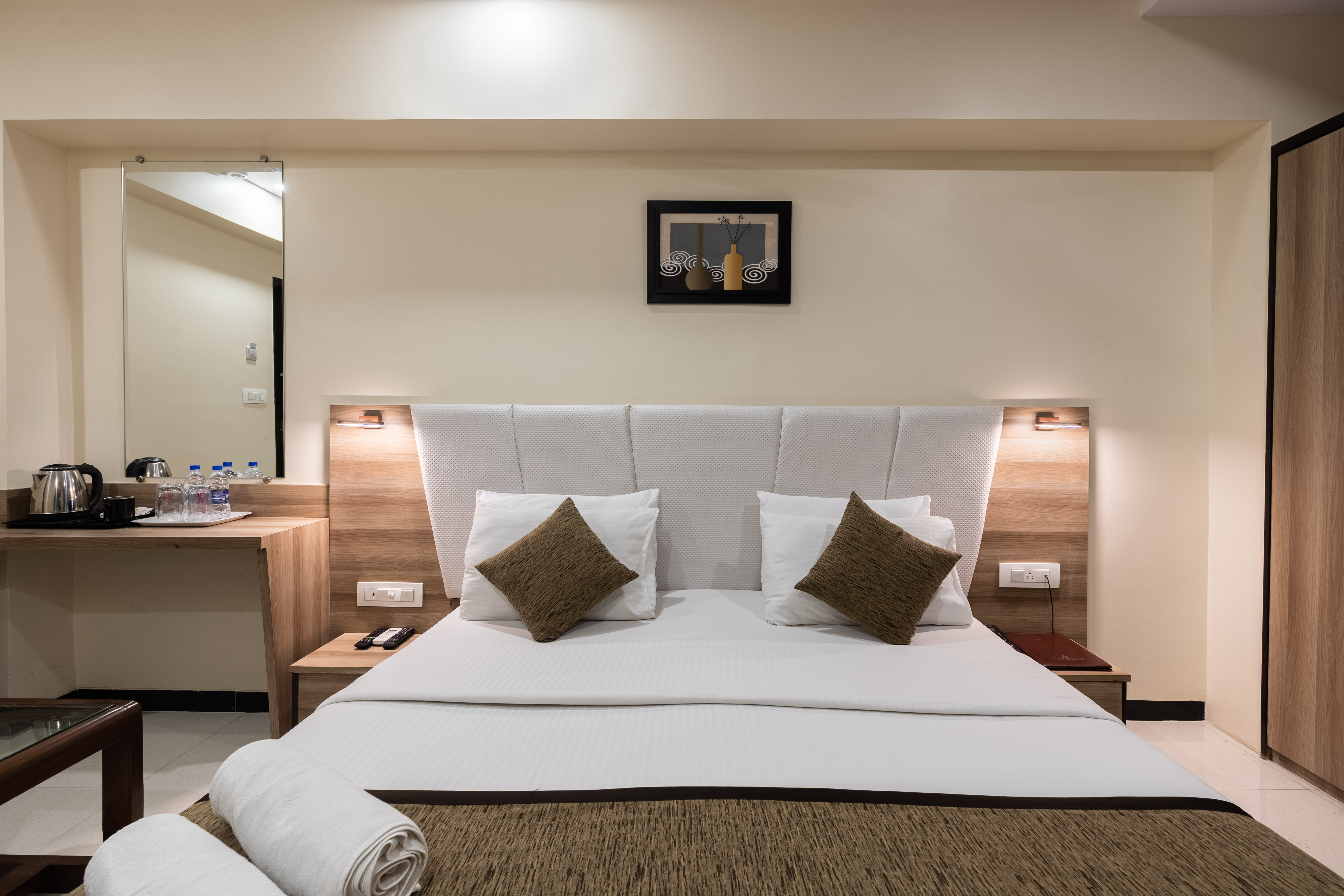 HOTEL AVON RUBY || MUMBAI