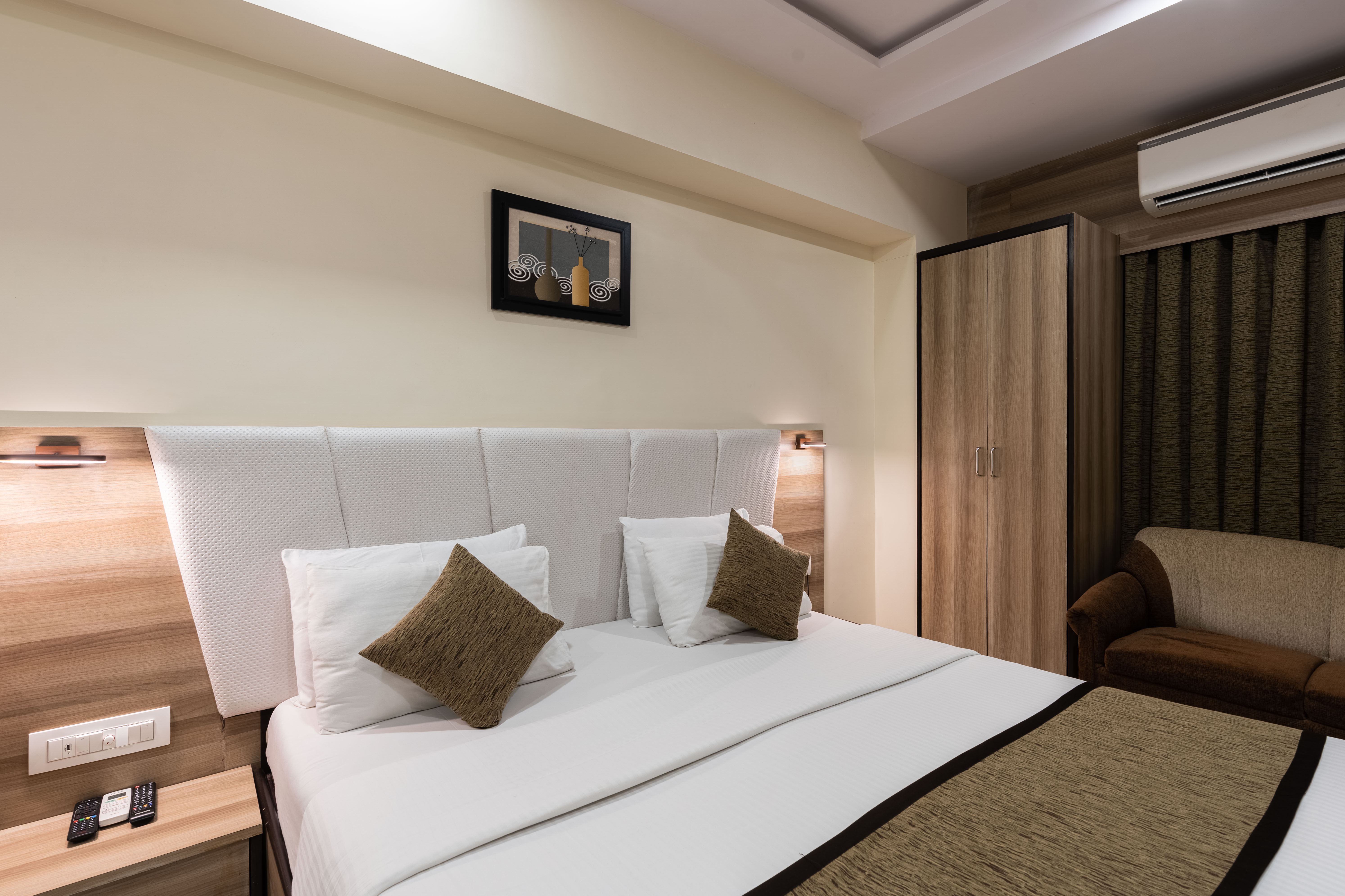 HOTEL AVON RUBY || MUMBAI