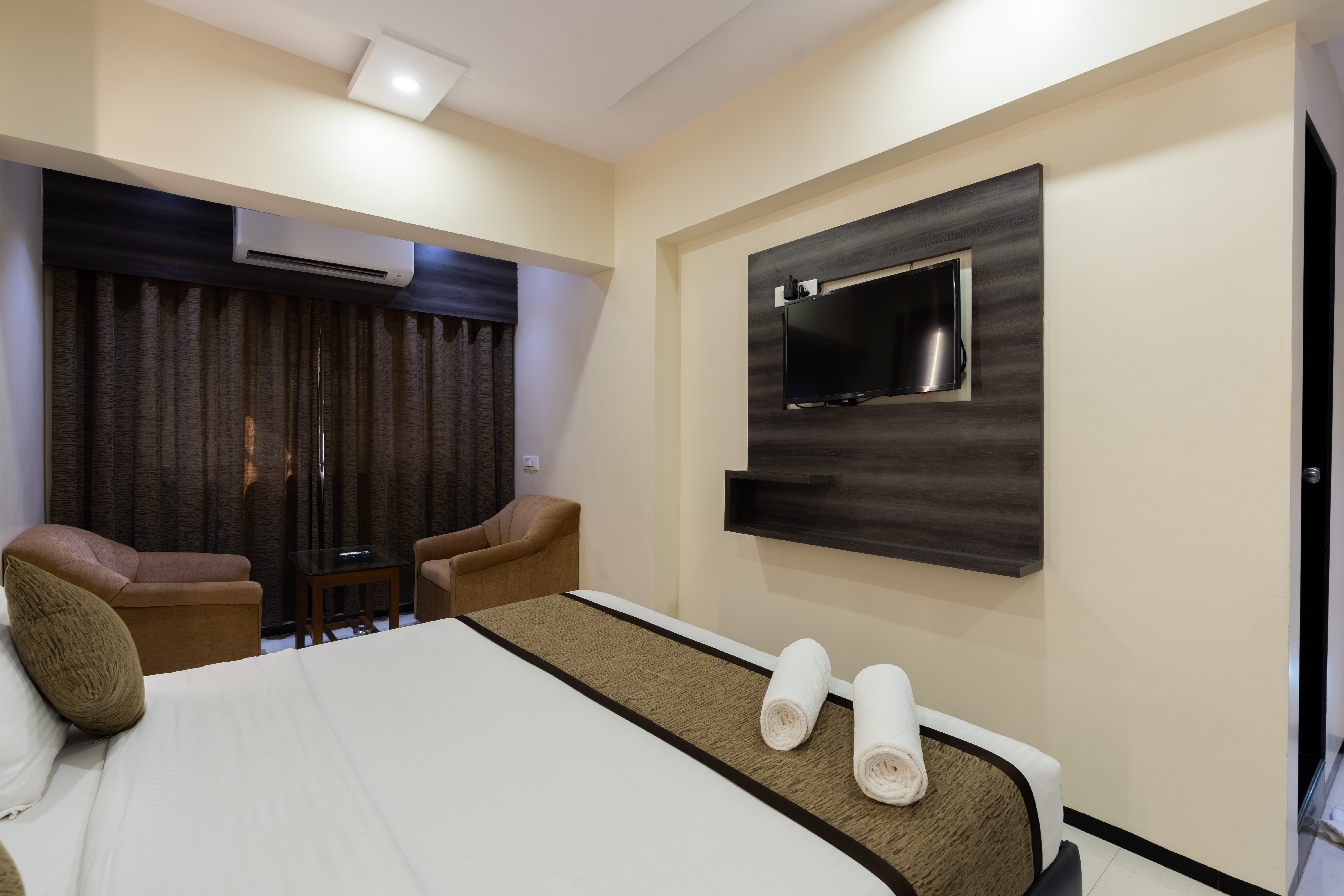 HOTEL AVON RUBY || MUMBAI