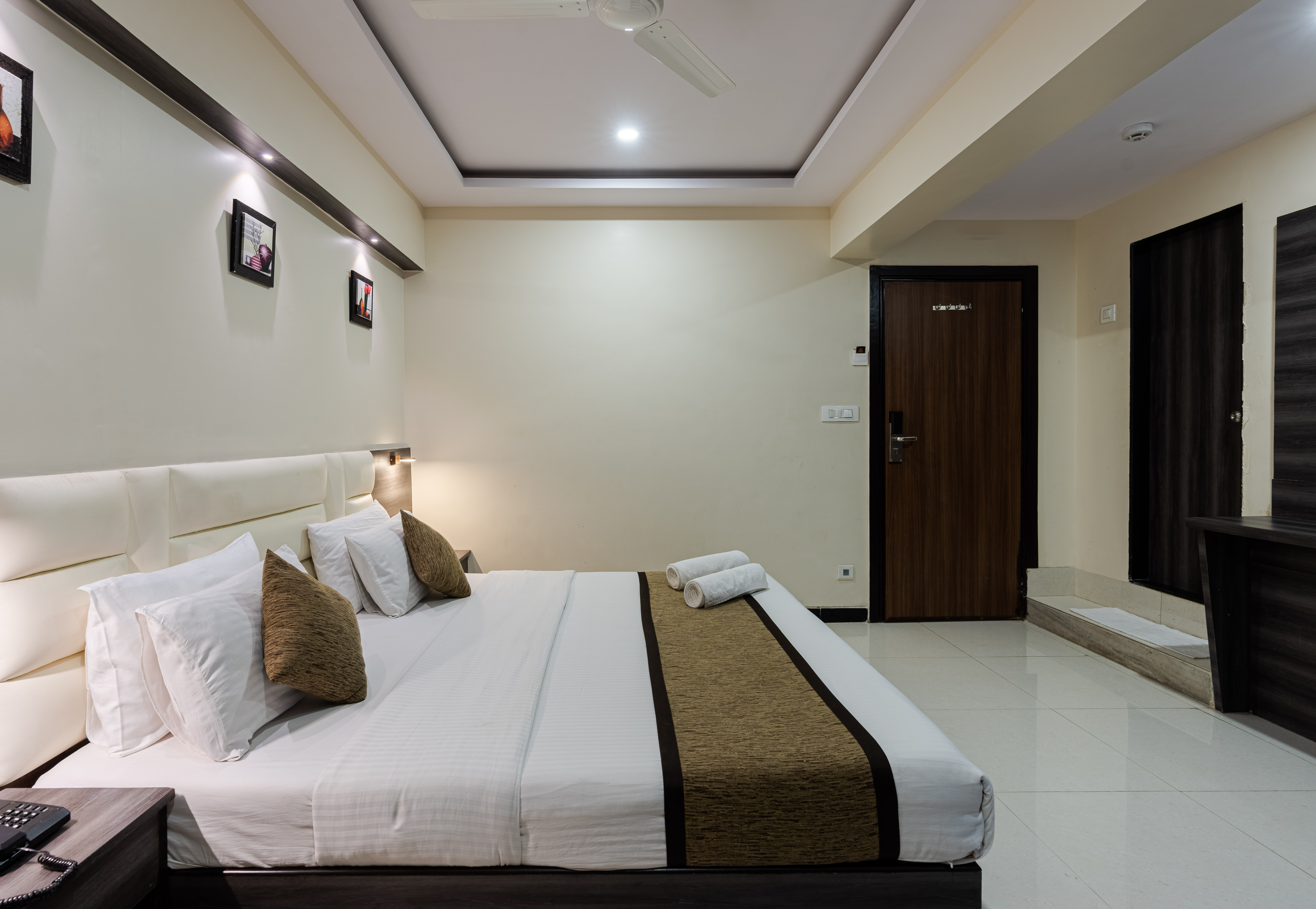 HOTEL AVON RUBY || MUMBAI